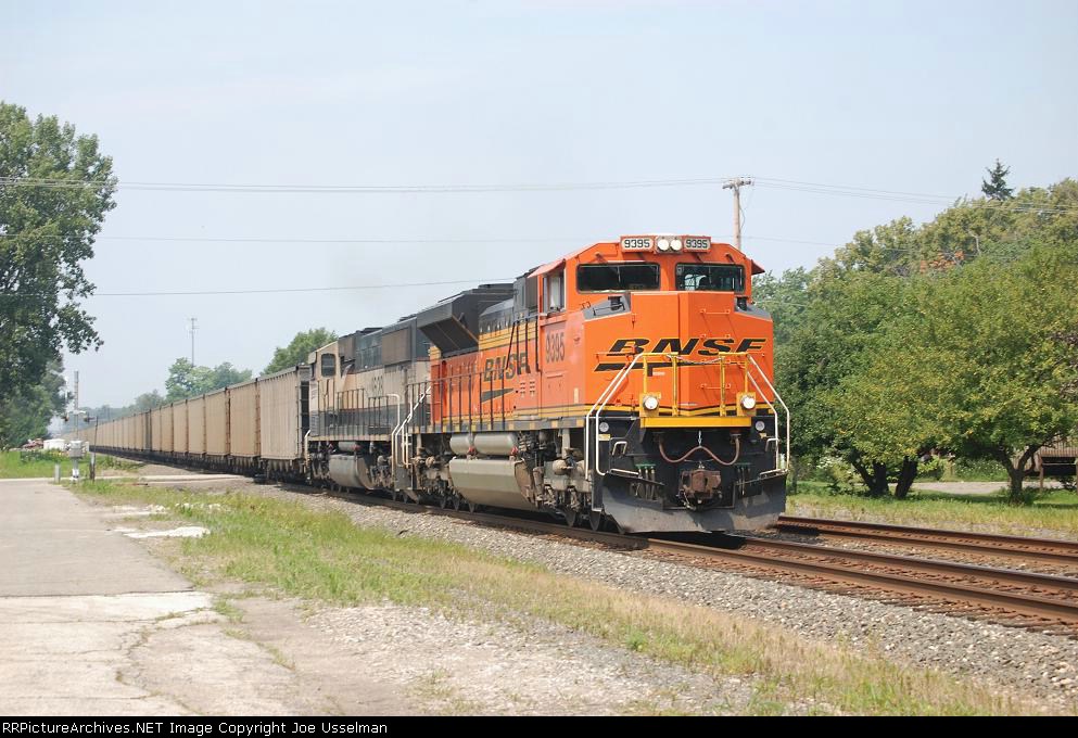 BNSF 9395